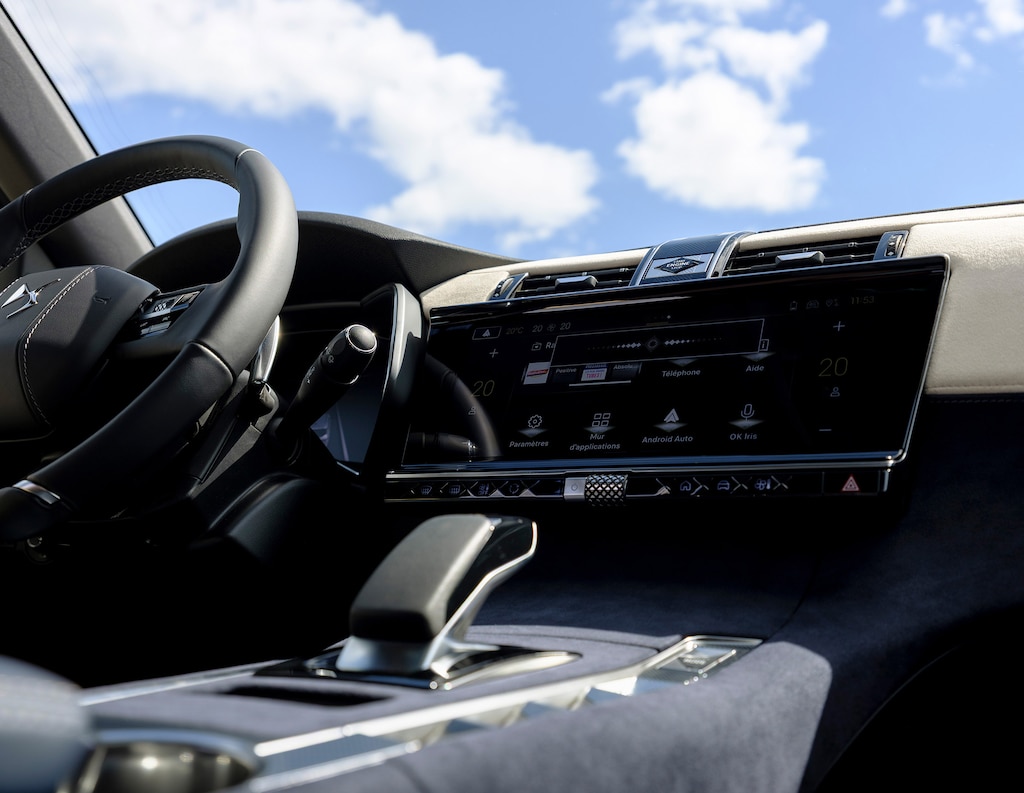 DS 7 JULES VERNE | Édition Limitée | DS Automobiles FR